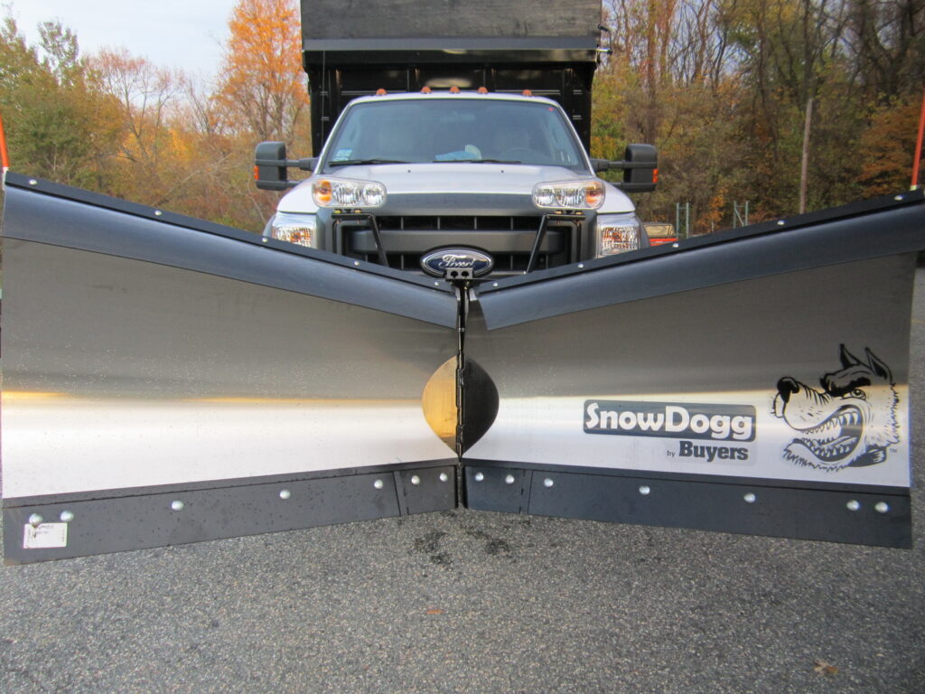 SnowDogg Plows and Salt Spreaders | W. Springfield, MA 01089