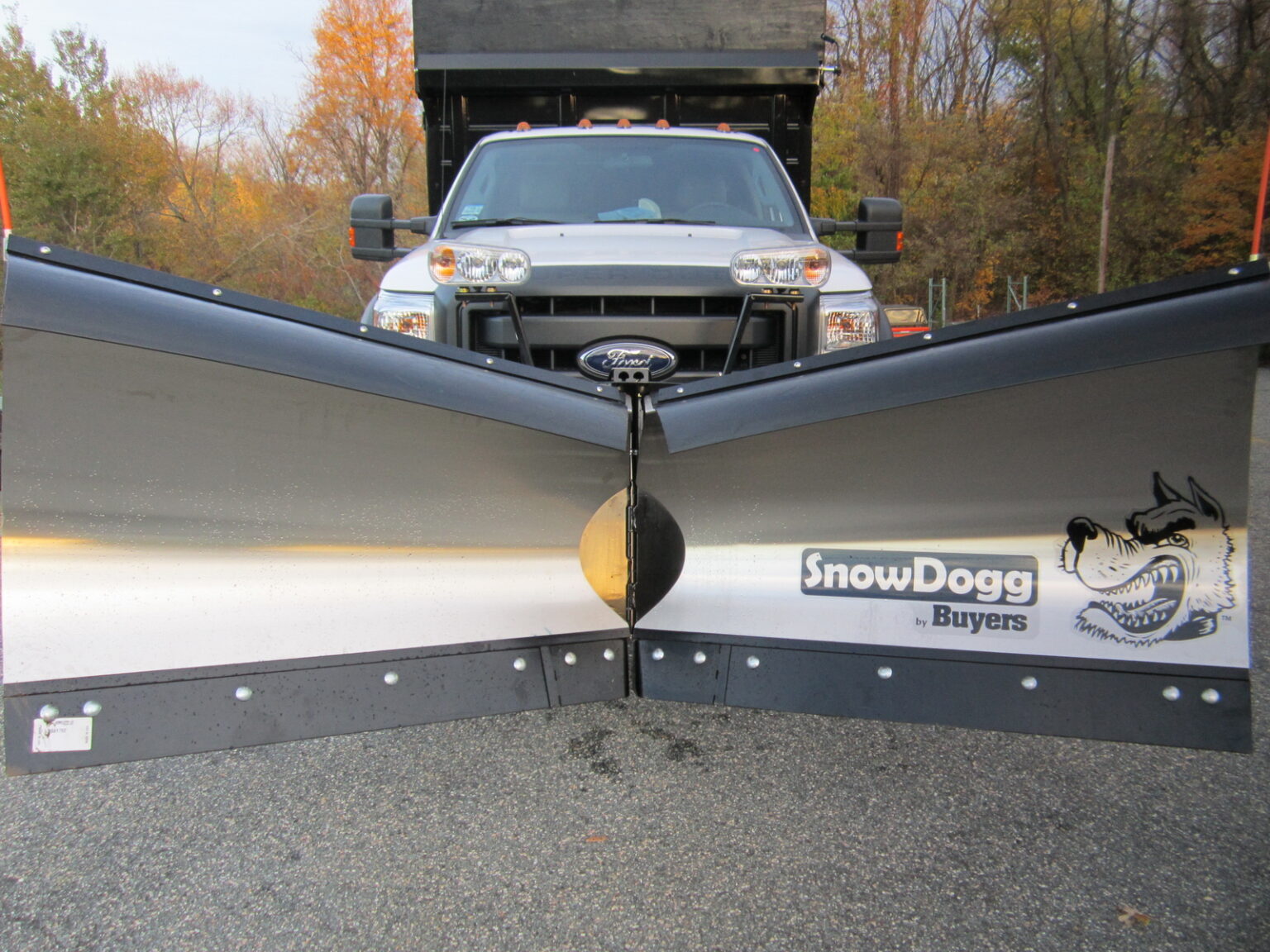SnowDogg Plows and Salt Spreaders | W. Springfield, MA 01089